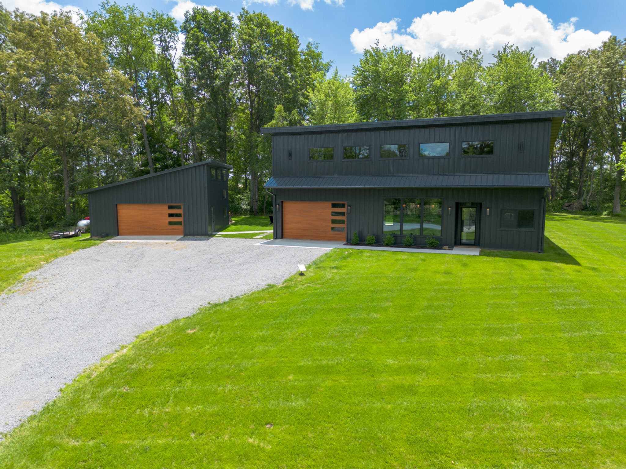 Modern Barndominium - Walters Buildings